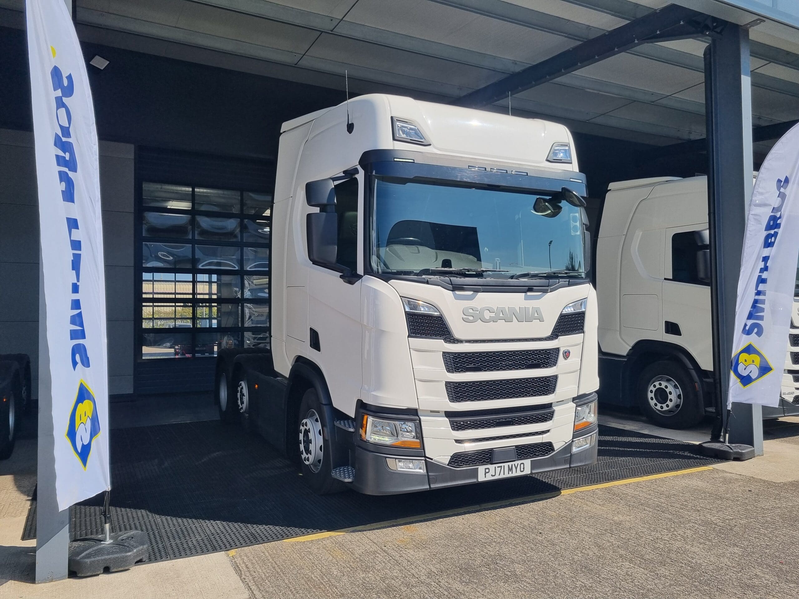 2021 71 Plate SCANIA R450 Mid Lift - Smithbros