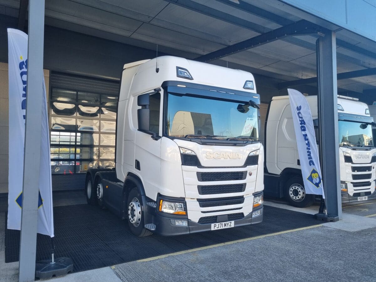 2021 71 Plate SCANIA R450 Mid Lift - Smithbros