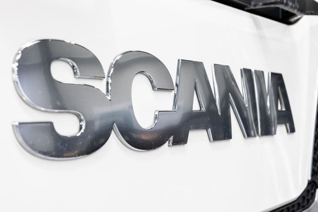 Scania R-Series: Buying Guide | Smith Bros.