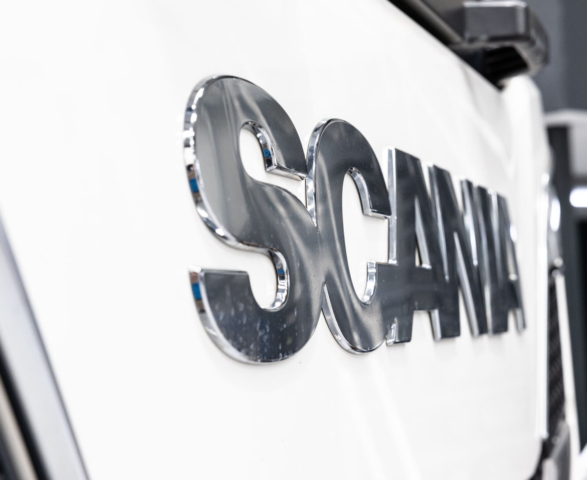 Scania R-Series: Buying Guide | Smith Bros.