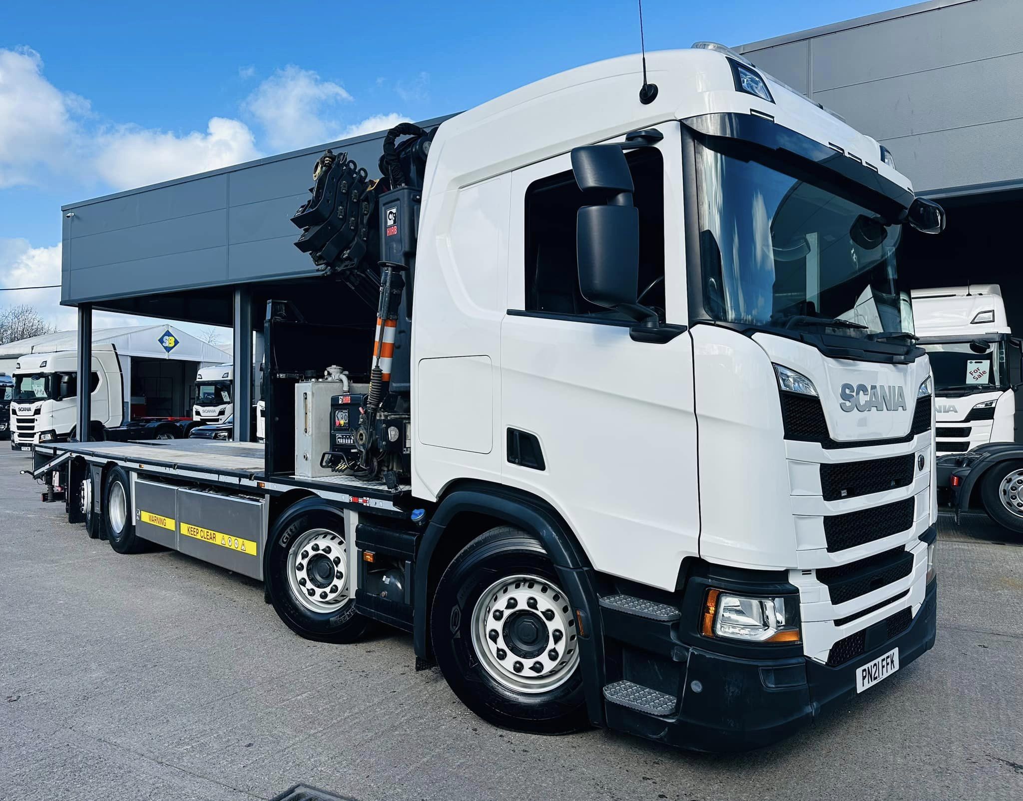 Fantastic Savings on Pre-Owned Rigids | Smith Bros. Services Ltd