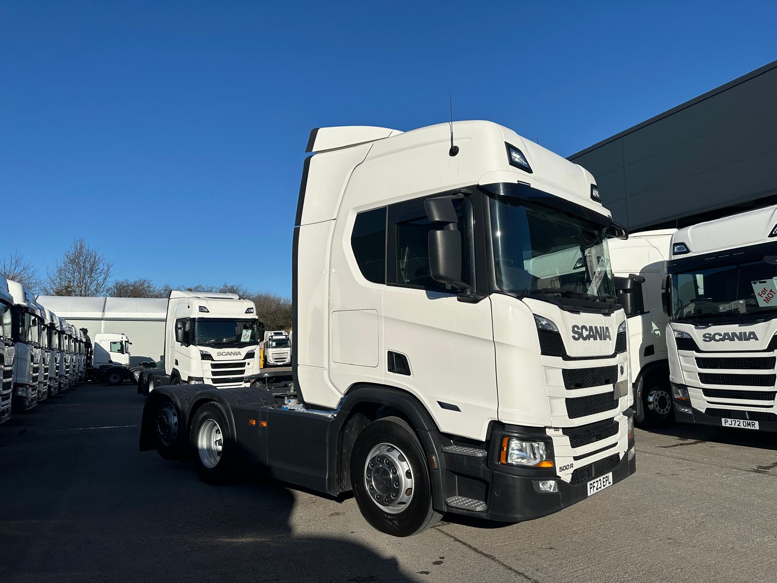 Custom Lorries Services | Custom Truck Interiors UK | Smith Bros ...