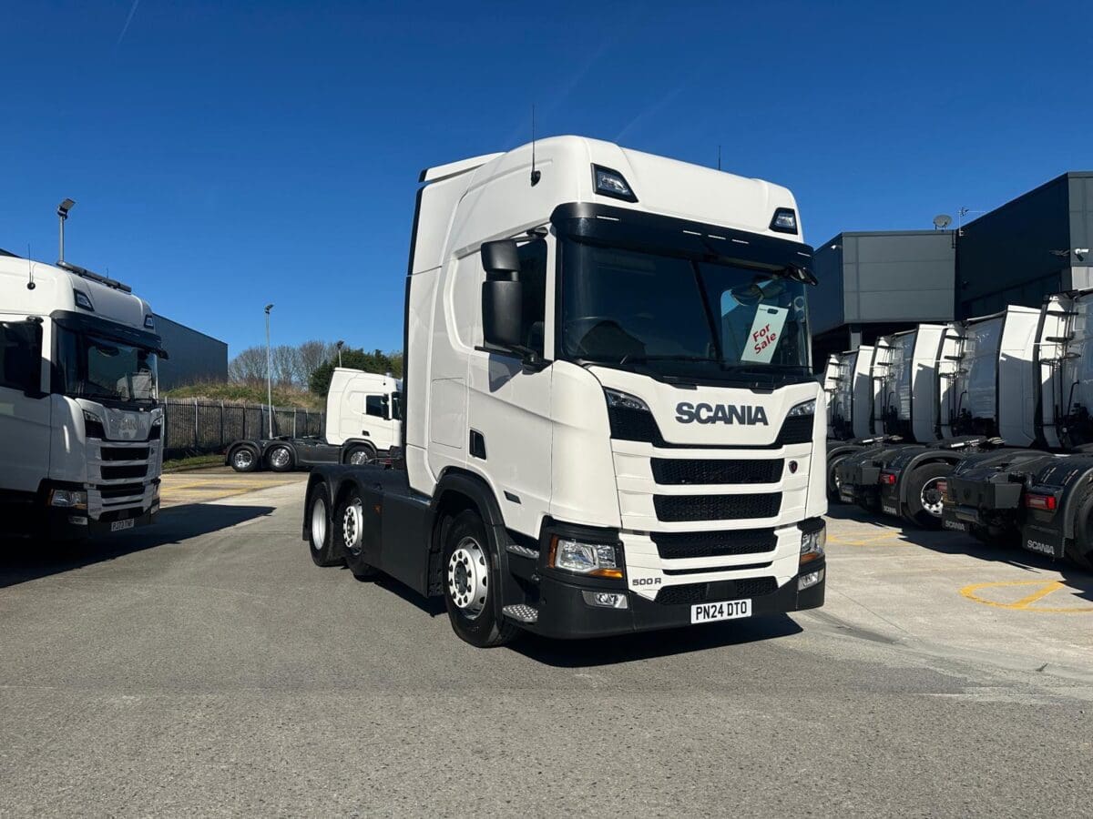 Tractor Units For Sale | Used Tractor Trailers For Sale UK | Smith Bros ...