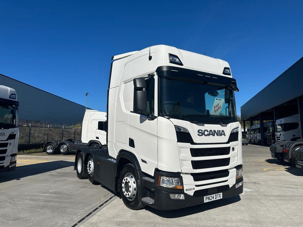 Tractor Units For Sale | Used Tractor Trailers For Sale UK | Smith Bros ...