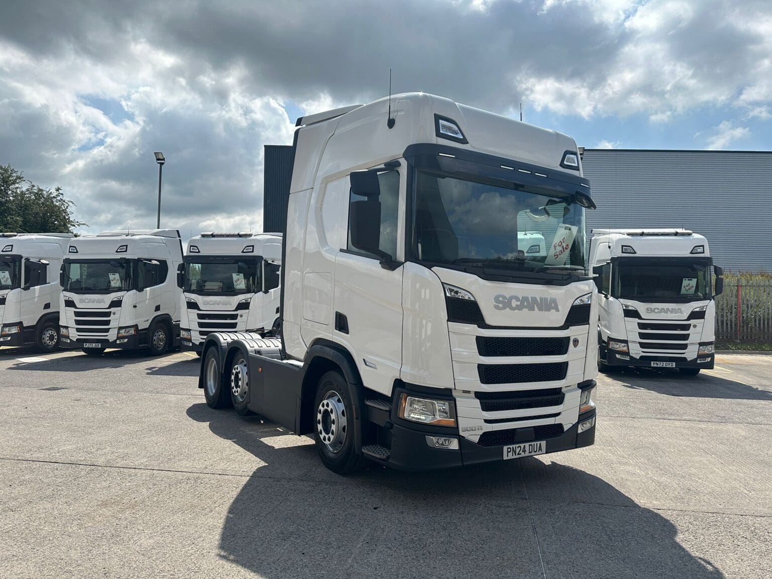 Tractor Units For Sale | Used Tractor Trailers For Sale UK | Smith Bros ...