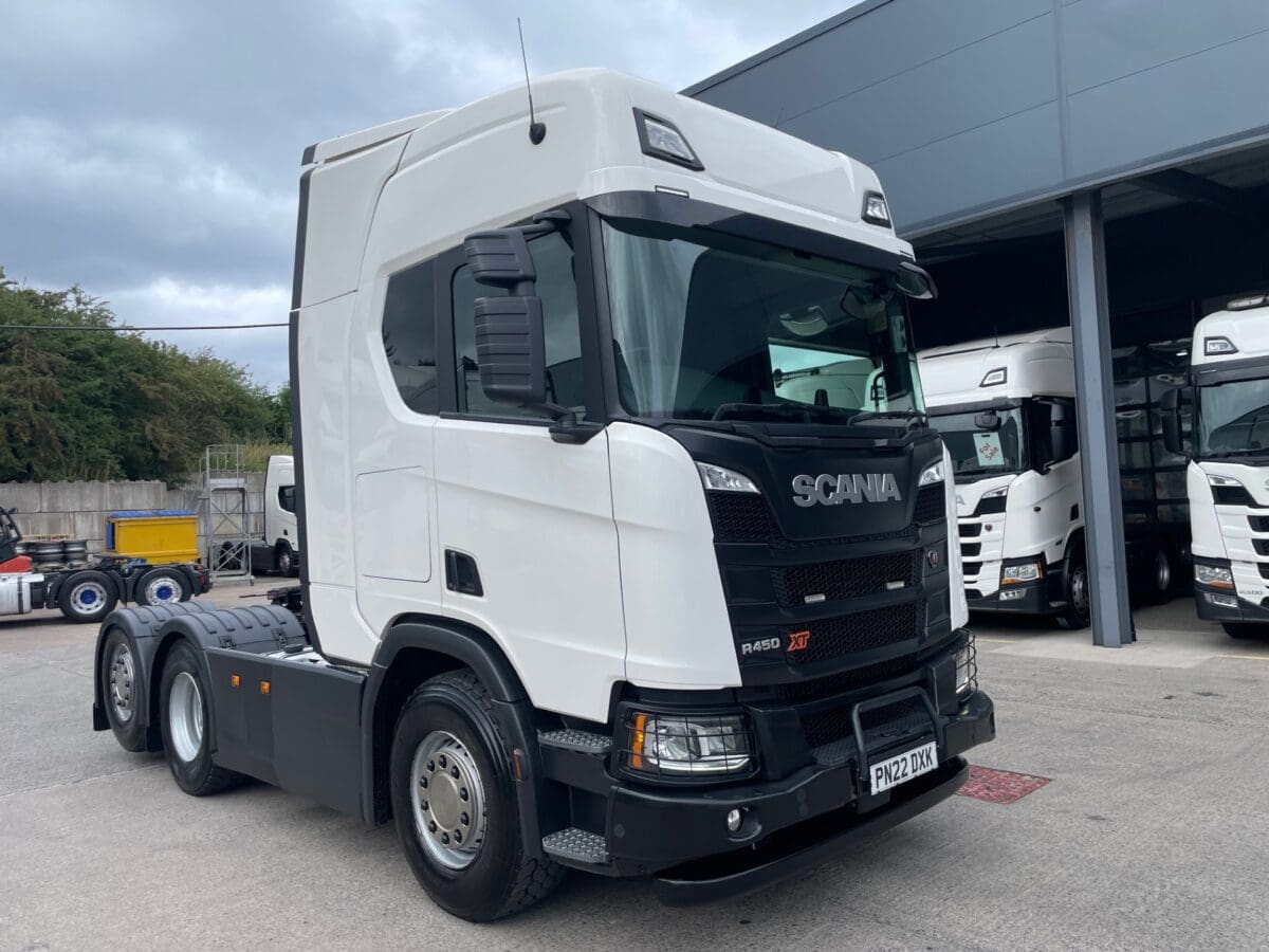 Tractor Units For Sale | Used Tractor Trailers For Sale UK | Smith Bros ...