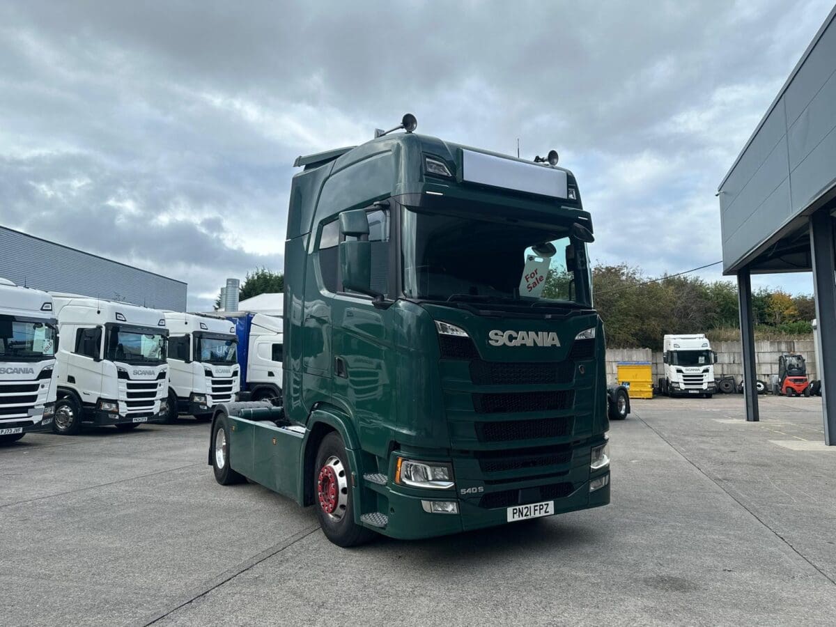 Truck Hire UK | Lorry & HGV Rentals | Smith Bros Ltd.