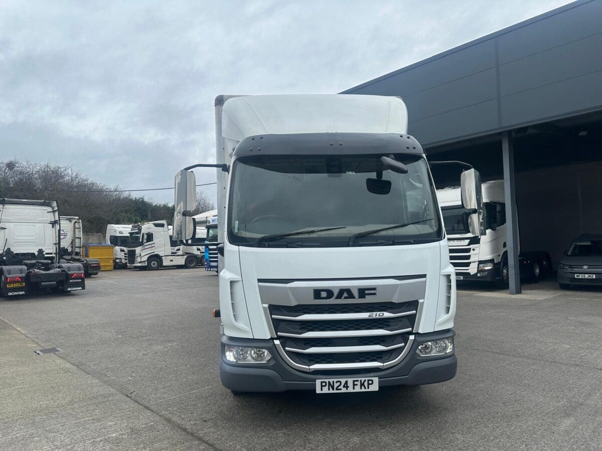 2024 24 Plate DAF XB 210 Day Cab - PN24FKP - Smithbros